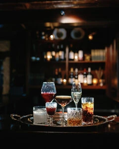 Night Fox Pub - The Red Fox Inn & Tavern